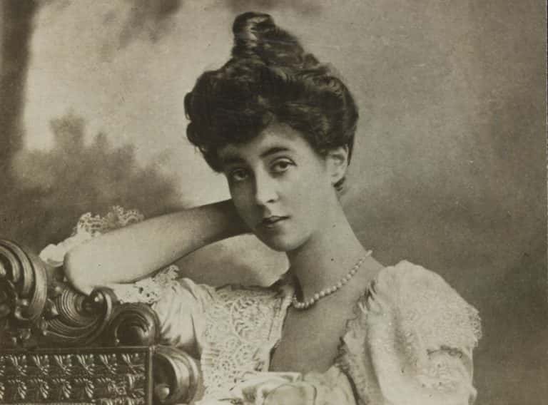 Bitter Facts About Daisy Fellowes, High Society’s Wicked Queen