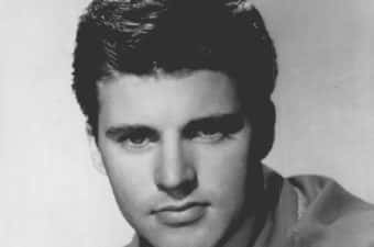 Tragic Facts About Ricky Nelson, The Doomed Teen Idol - Factinate