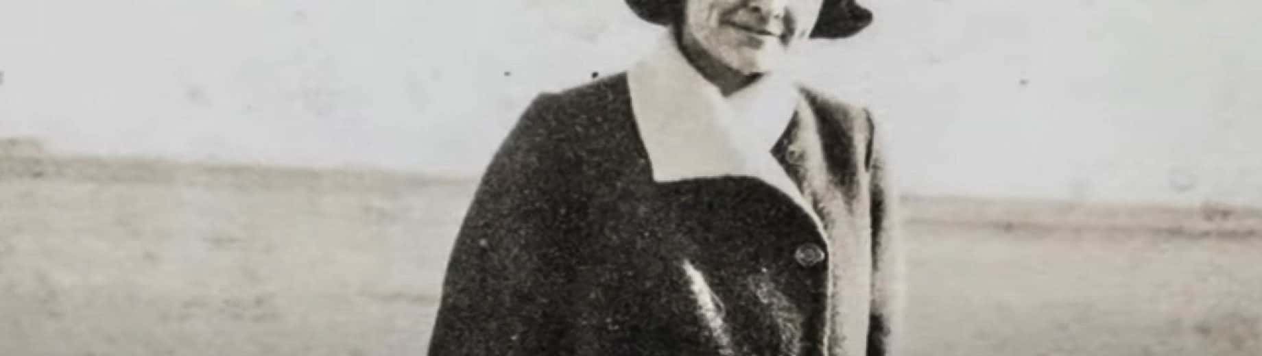 Prickly Facts About Georgia O’Keeffe, The Desert Artist - Factinate