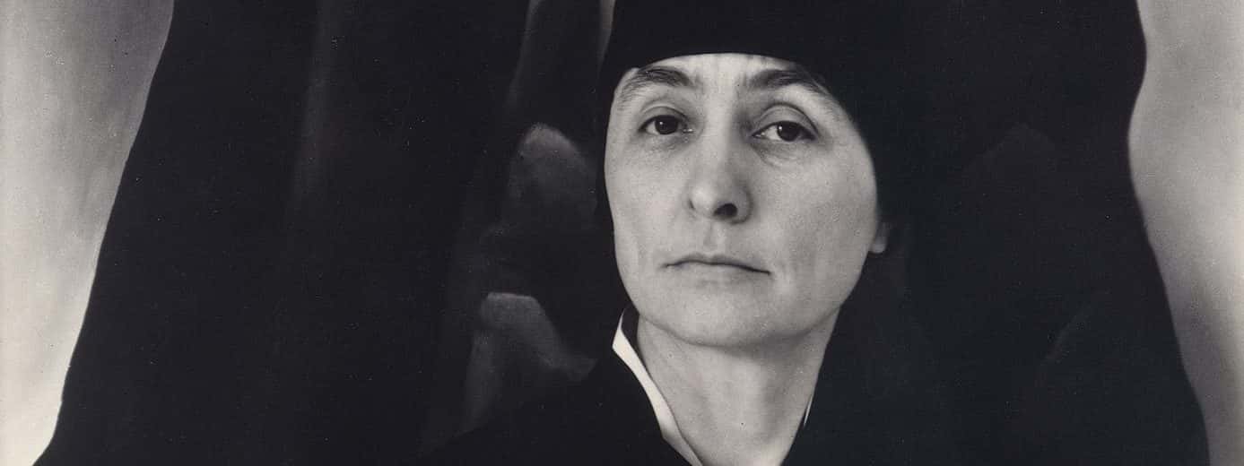 Prickly Facts About Georgia O’Keeffe, The Desert Artist - Factinate