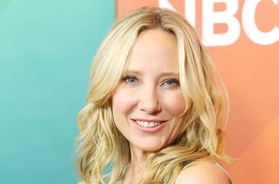 Unstable Facts About Anne Heche, The Crazy Honest It Girl - Factinate