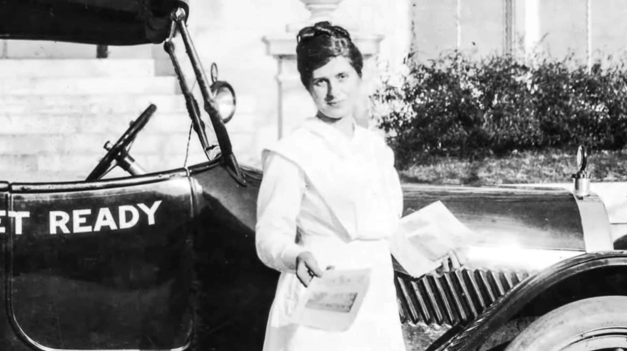 The Original Celebrity Evangelist Was Seriously Unhinged