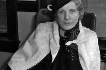 Bizarre Facts About Aimee Semple McPherson, The Disappearing Evangelist ...