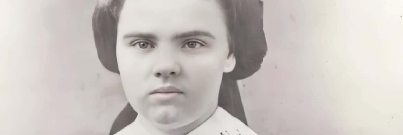 Chilling Facts About Olive Oatman, The Tattooed Captive - Factinate