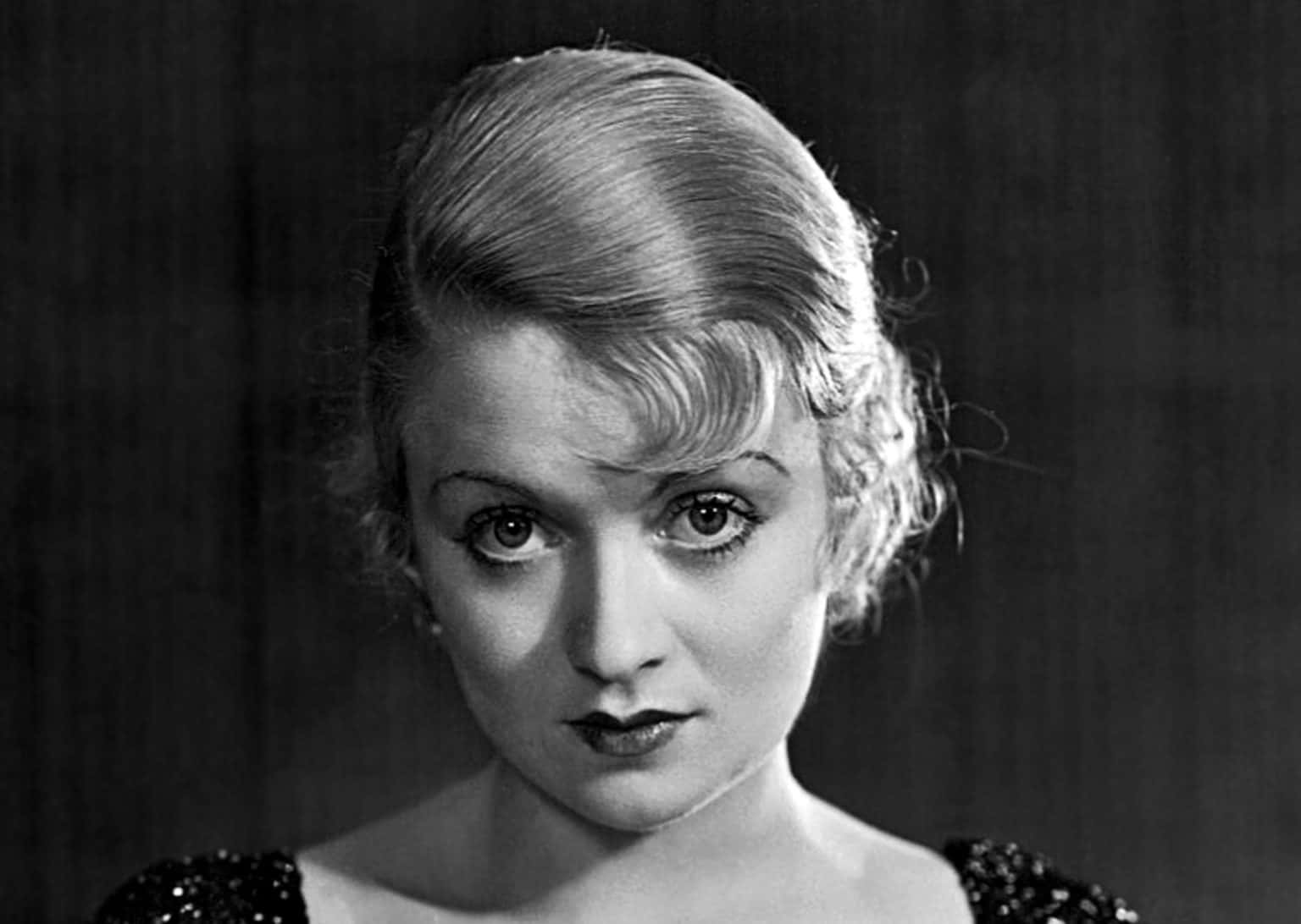 Wily Facts About Constance Bennett, The Hollywood Fox
