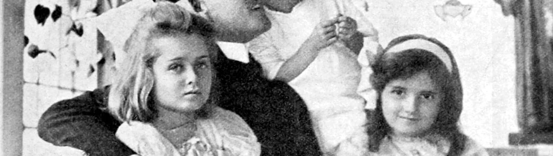 Wily Facts About Constance Bennett, The Hollywood Fox - Factinate