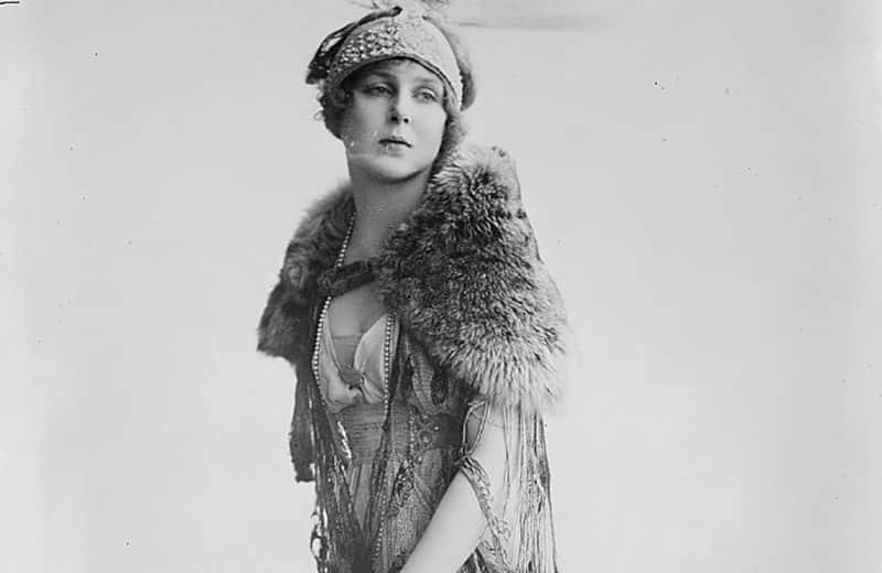 Reckless Facts About Lady Diana Manners, The High Society Wild Child - Factinate