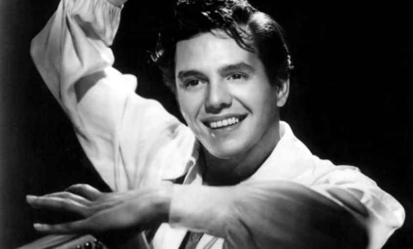 Heartbreaking Facts About Desi Arnaz, The Man Who Loved Lucy - Factinate
