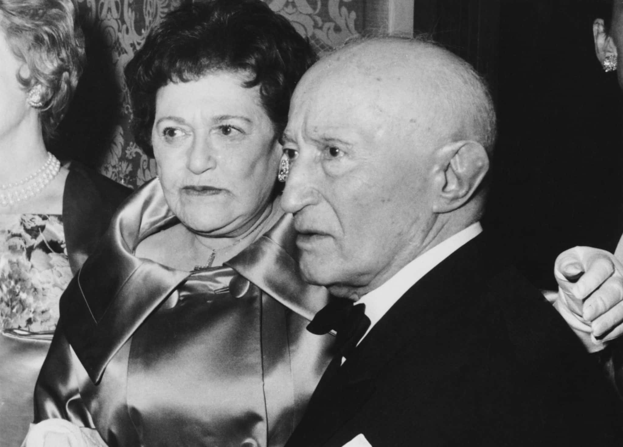 The Queen Of Gossip Knew All Of Hollywood’s Darkest Secrets