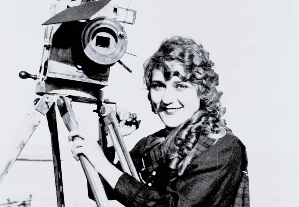 Lillian Leitzel Lived On The Edge