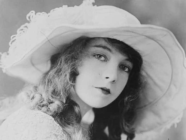 Adventurous Facts About Frances Marion, Hollywood’s Pioneer Writer