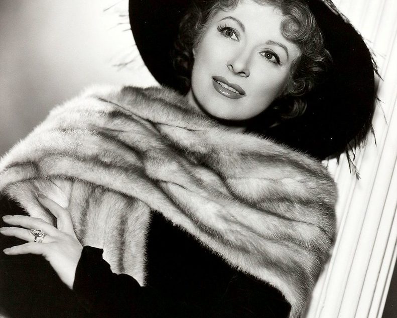 Poised Facts About Greer Garson, The Hollywood Duchess - Factinate