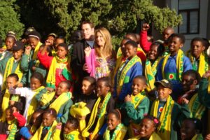 Sunny And Sad Facts About Kelly Preston, The Aloha Actress