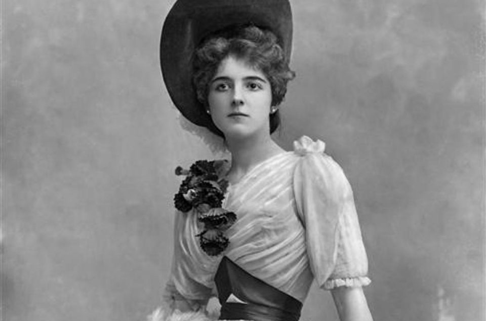 Spoiled Facts About Clara Ward, The American Princess - Factinate