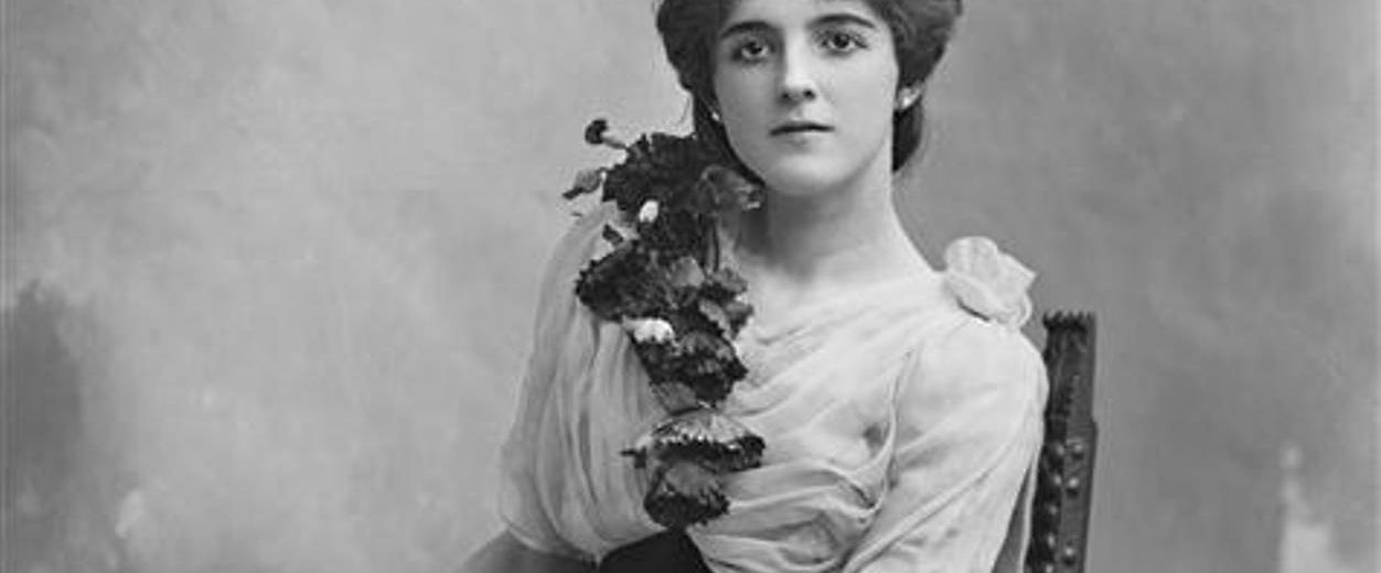 Spoiled Facts About Clara Ward, The American Princess - Factinate