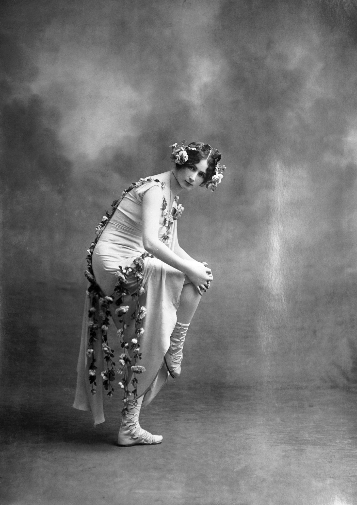 Shameless Facts About Cleo De Merode, The First Celebrity - Factinate