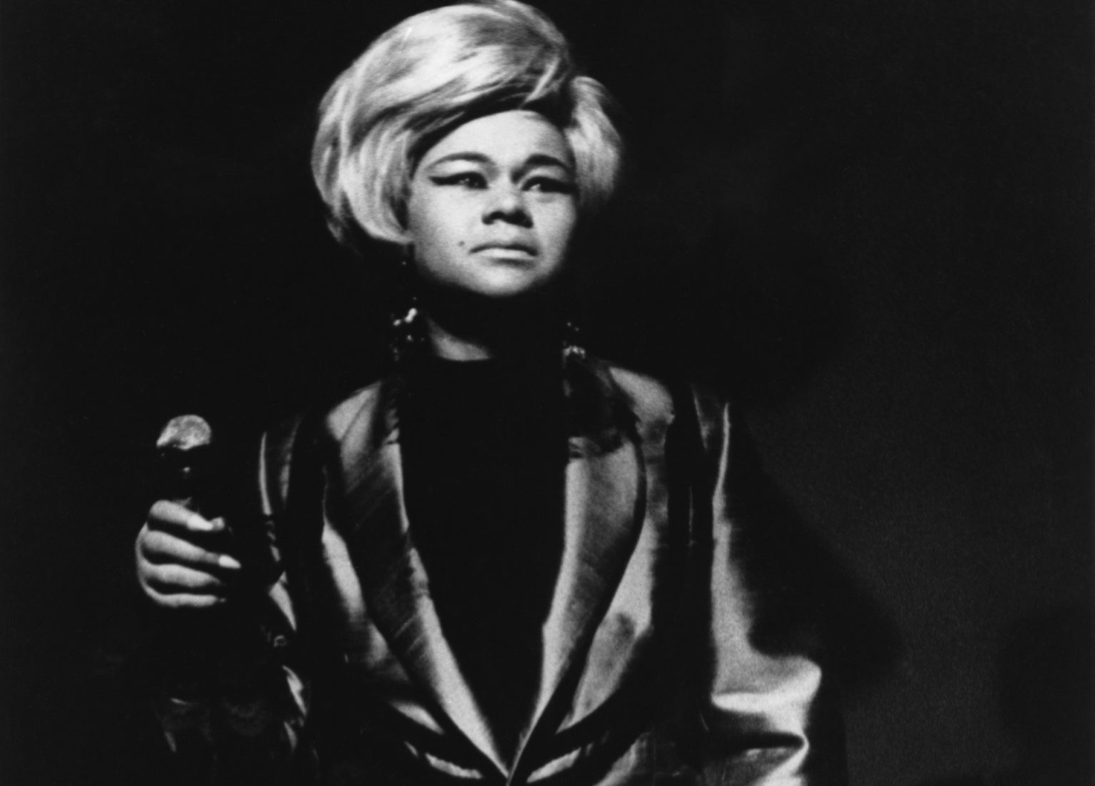 What happened to Etta James?