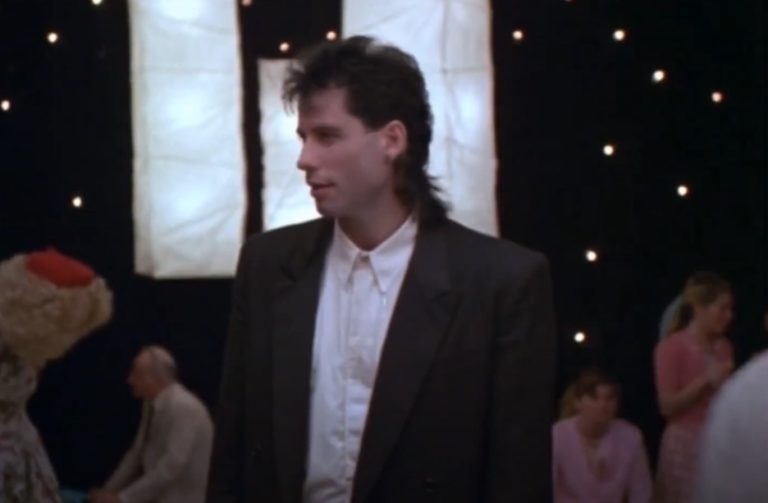 Sunny And Sad Facts About Kelly Preston, The Aloha Actress