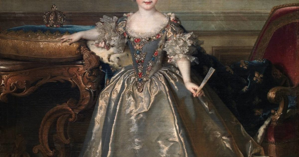 Controlling Facts About Mariana Victoria of Spain, The Original Momager ...