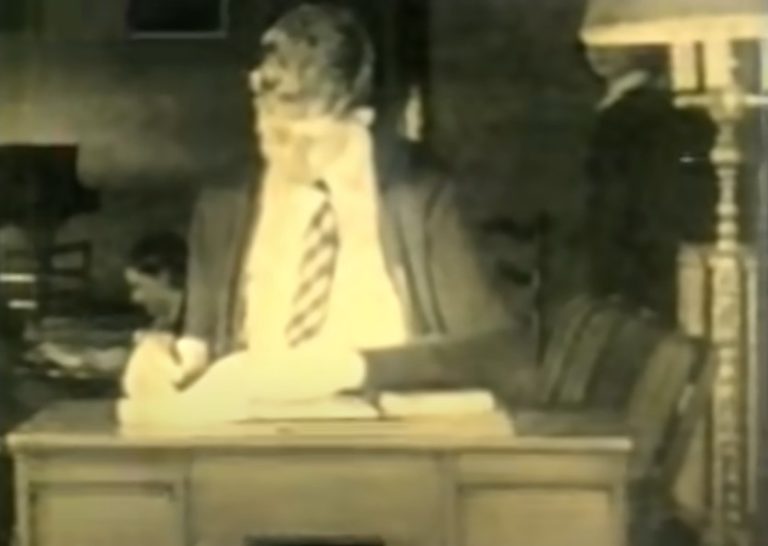 The Extraordinary Life Of Robert Wadlow