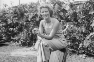 “Little” Edie Beale’s Story Is Not For The Faint Of Heart