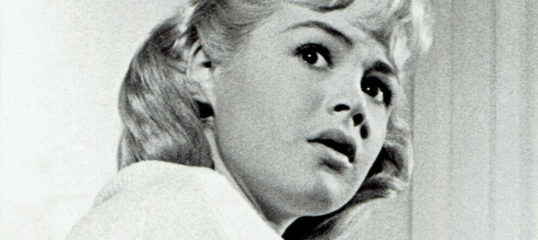 Tragic Facts About Sandra Dee, Hollywood’s Darkest Ingenue - Factinate