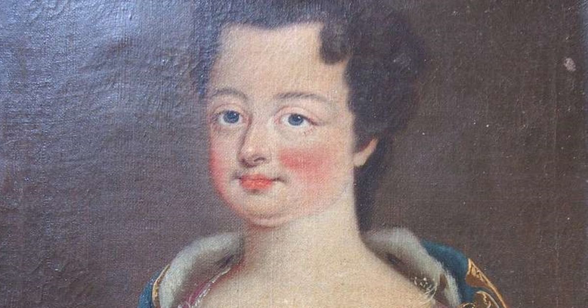 Lavish Facts About Queen Marie, France’s Forgotten Queen - Factinate