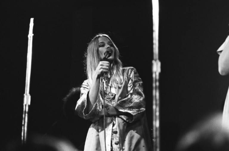 Mama Cass carried her greatest secret to her grave.