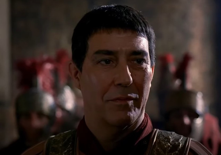 How Julius Caesar Took Control Of Rome One Move At A Time