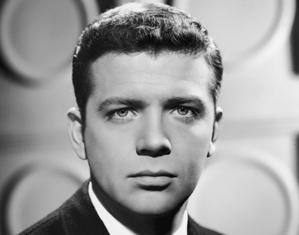 Robert Reed Hated The Brady Bunch