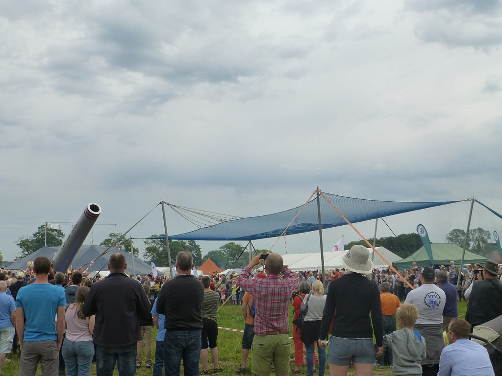 Facts About Zazel, The First Human Cannonball