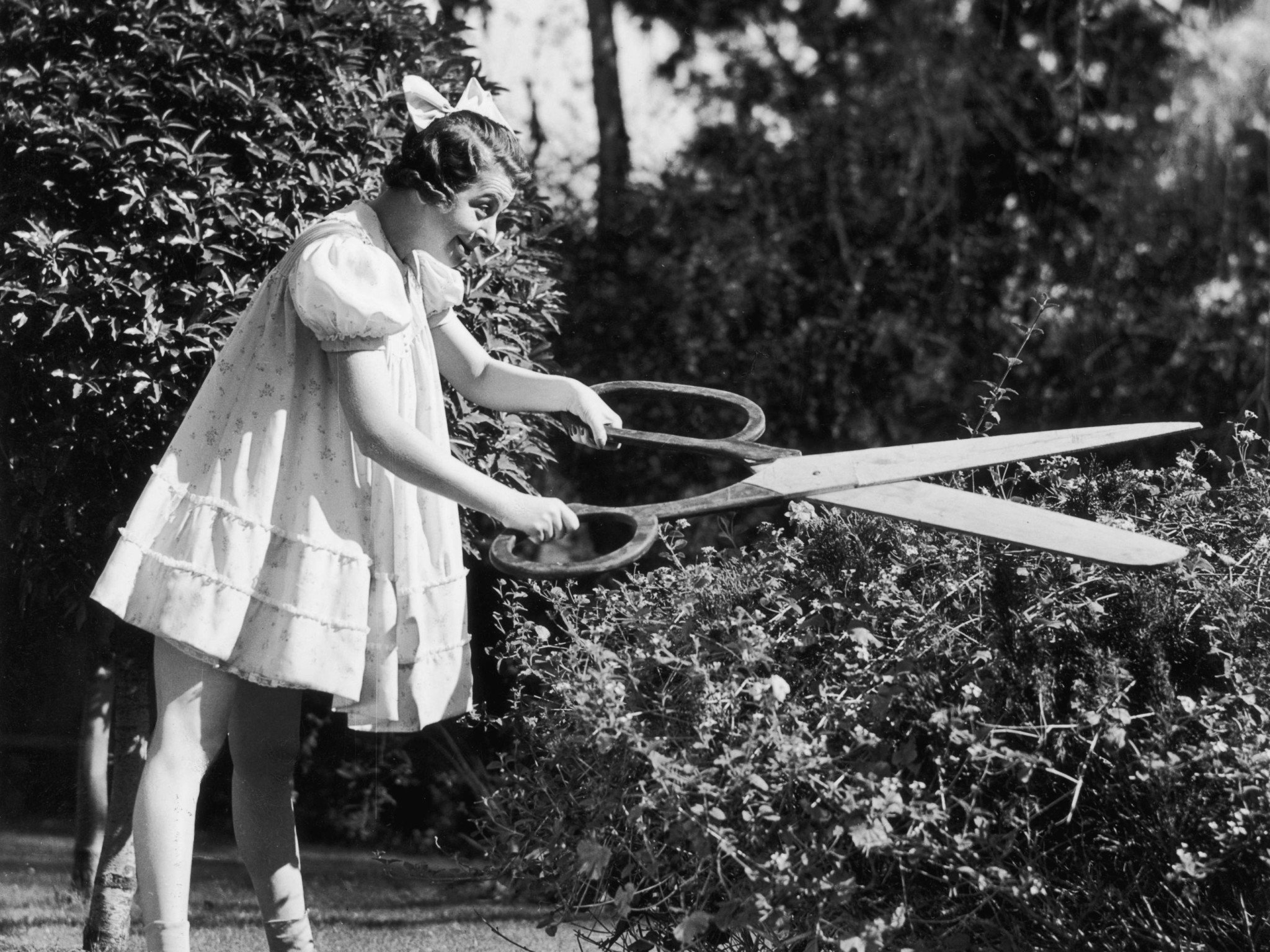 Fanny Brice’s Comedy Masked Her Tragic Truth