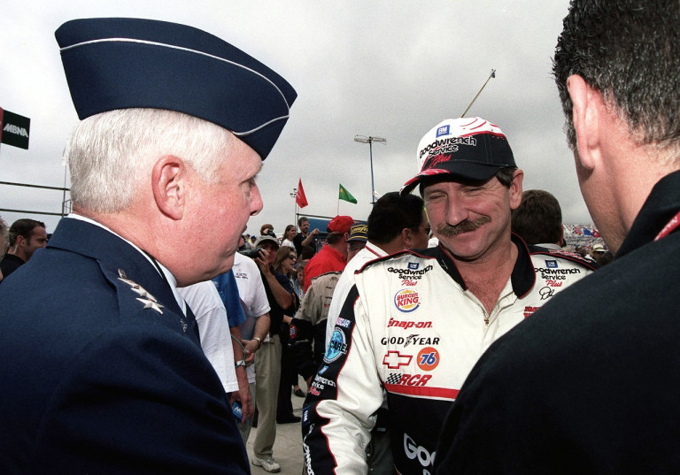 The Tragic Final Hours Of Dale Earnhardt