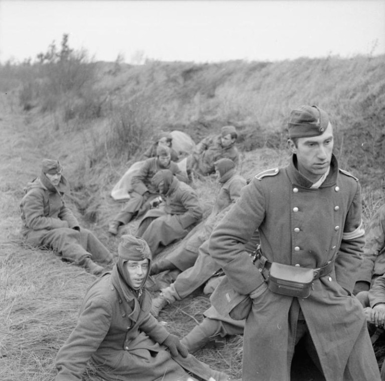 The Utterly Deranged Adventures Of “Mad” Jack Churchill