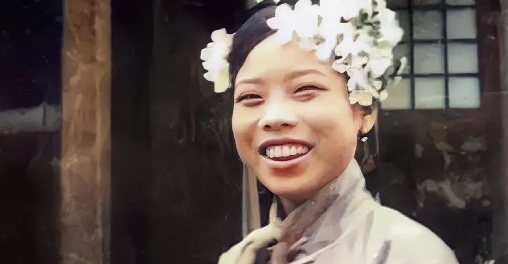 Wenxiu Lived A Broken Fairy Tale