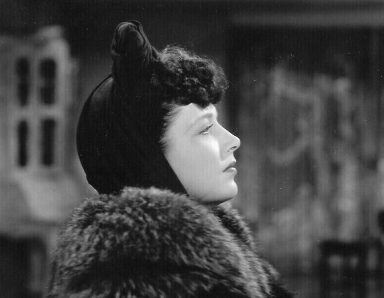 Actress Kay Francis Wanted To Be Forgotten