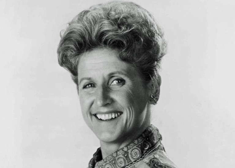 What Happened To Ann B. Davis From “The Brady Bunch”?