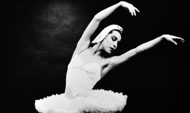 Breakout Facts About Maria Tallchief, America's First Prima Ballerina