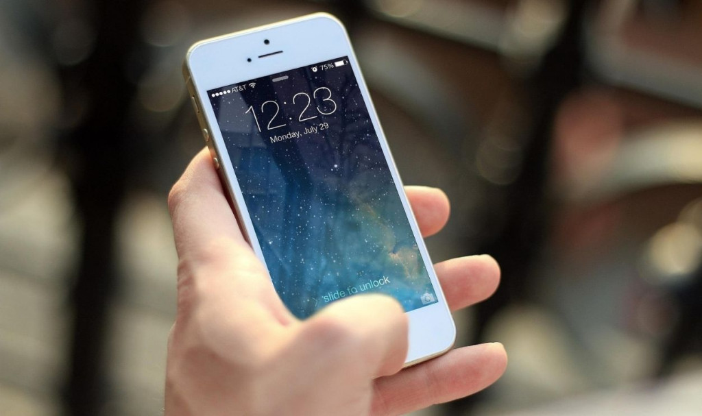Your iPhone’s Orange Dot Deserves More Attention