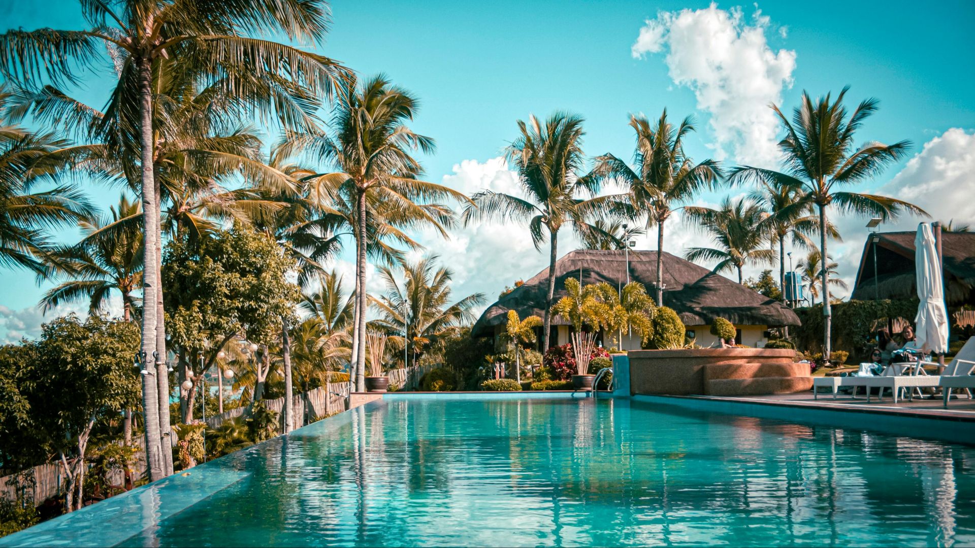 I booked a “luxury” resort, but construction noise ruined the entire ...