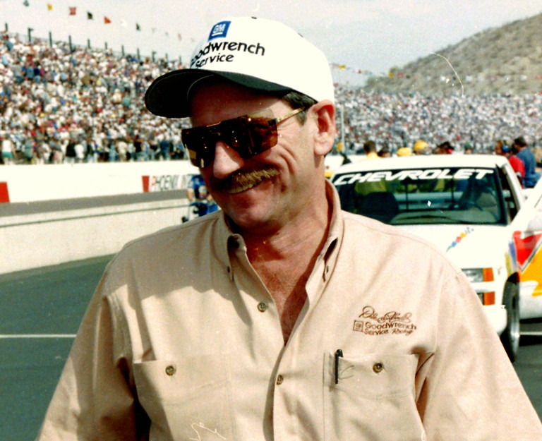 The Tragic Final Hours Of Dale Earnhardt