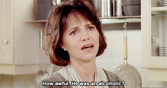 24 Behind-The-Scenes Facts About Mrs. Doubtfire.