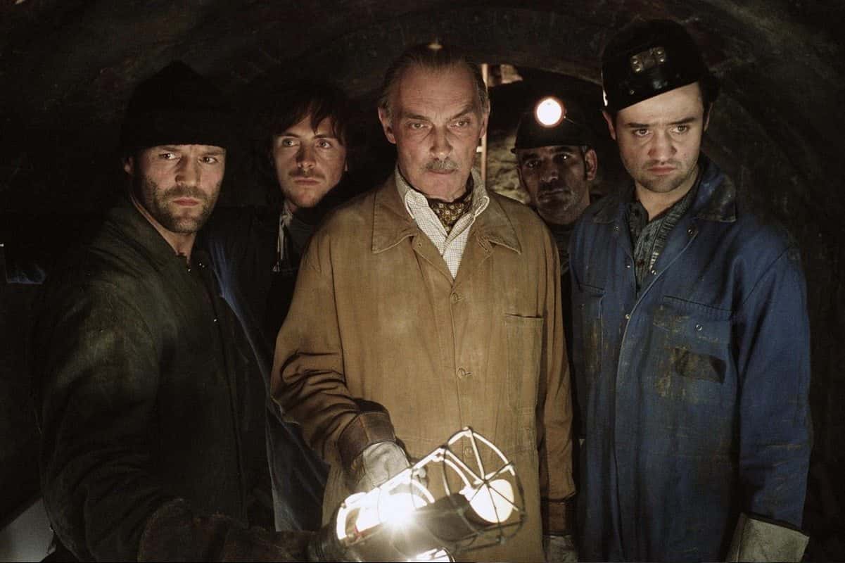 44 Crazy Facts about Bank Robberies