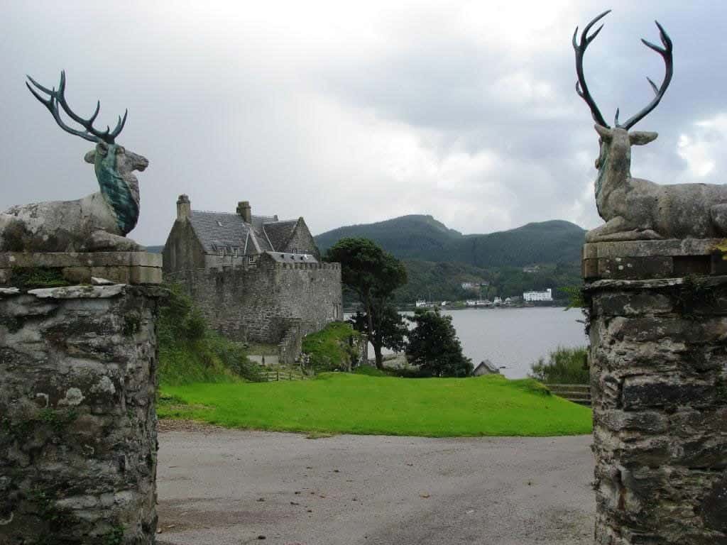 44 Licensed-to-Kill Facts about Skyfall