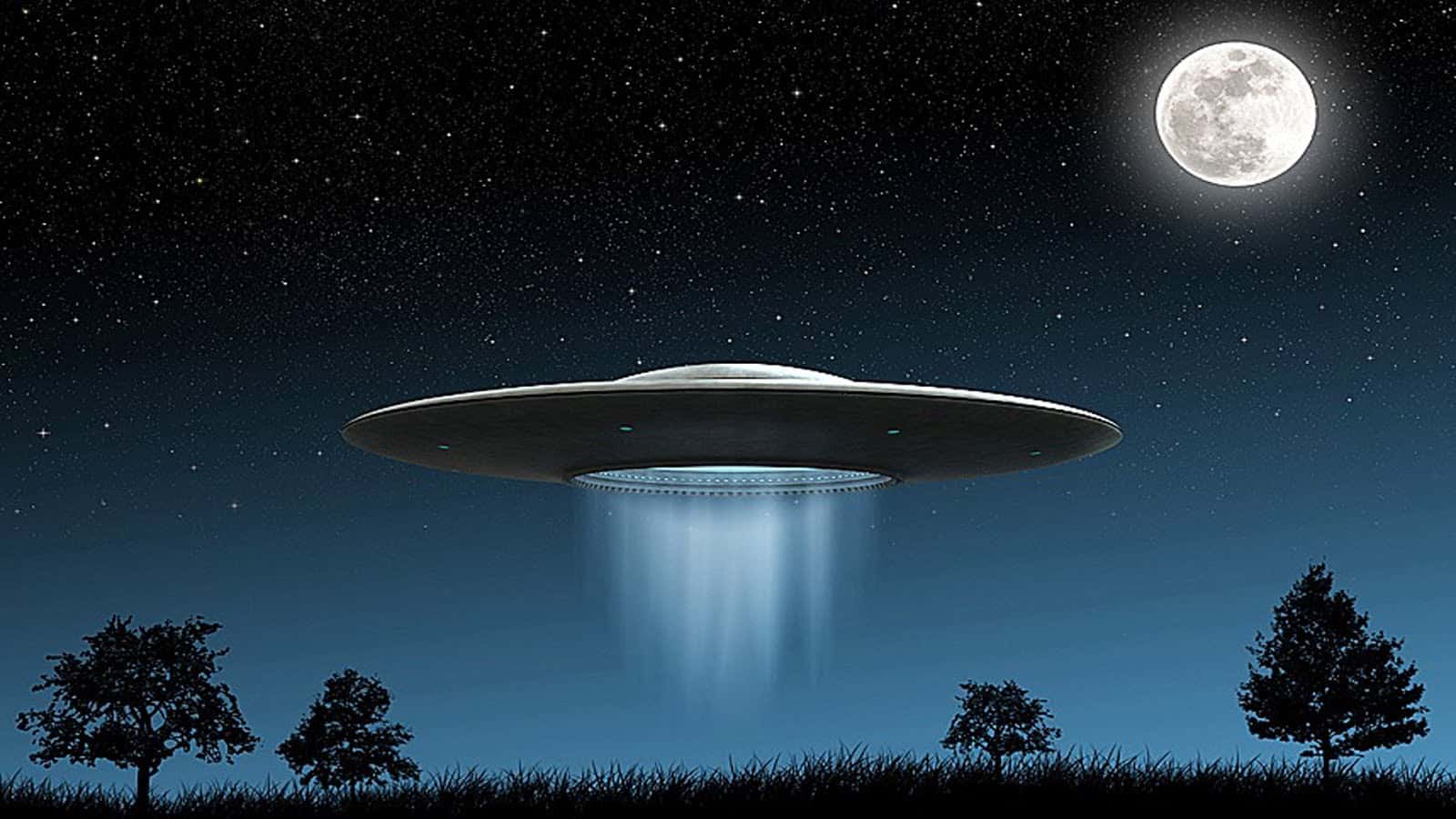 26 Out-Of-This-World Facts About UFOs - Page 2 of 27