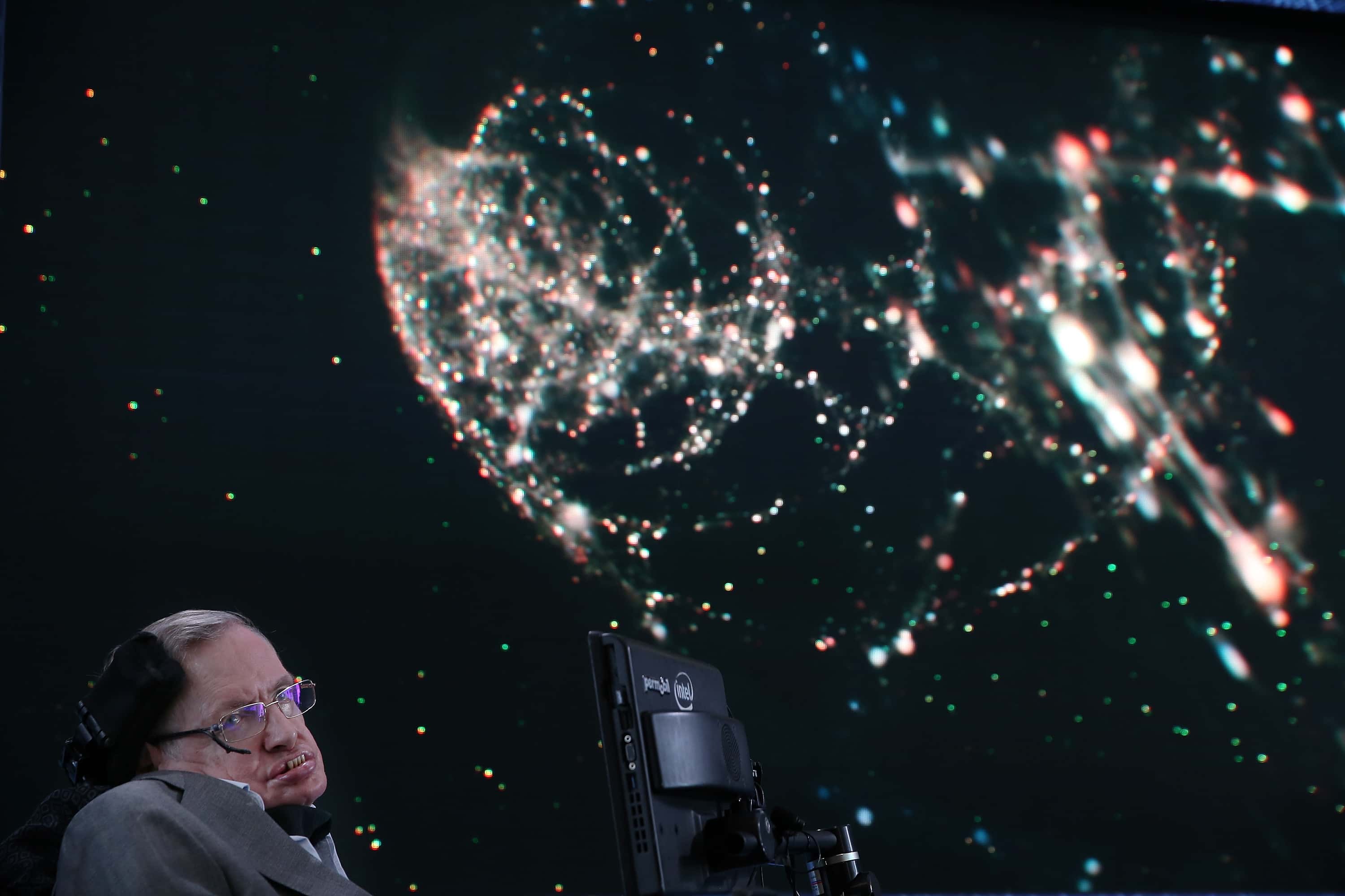 42 Timeless Facts About Stephen Hawking
