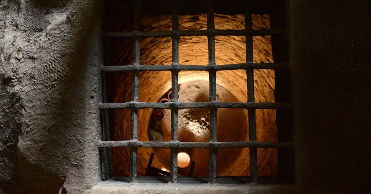 Chilling Facts About Alcatraz, The World's Most Infamous Prison