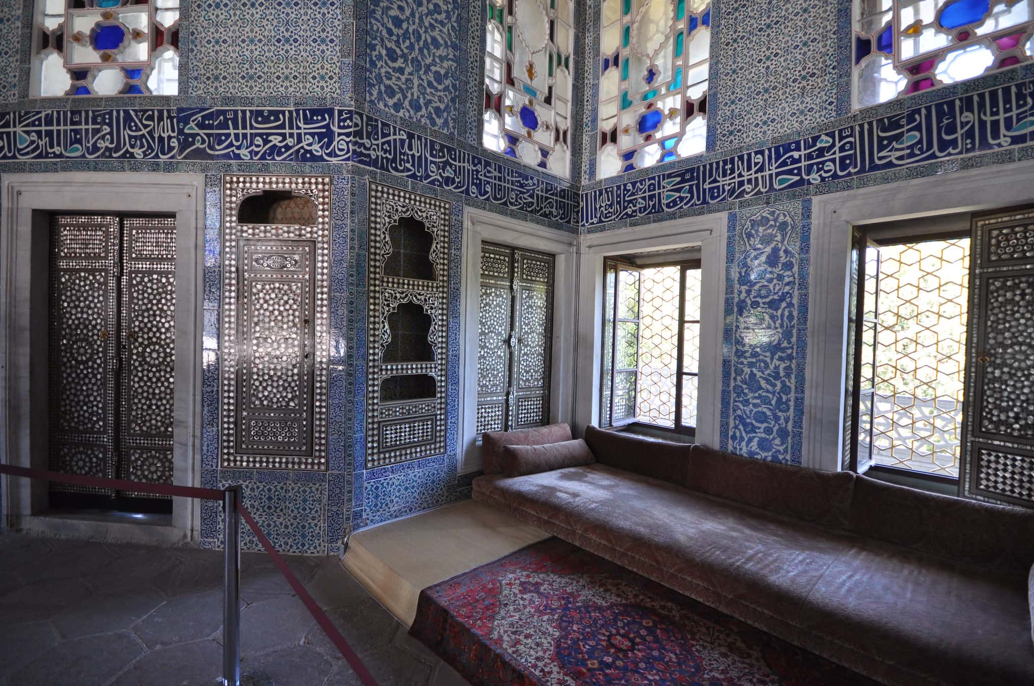38 Spectacular Facts About Sultans
