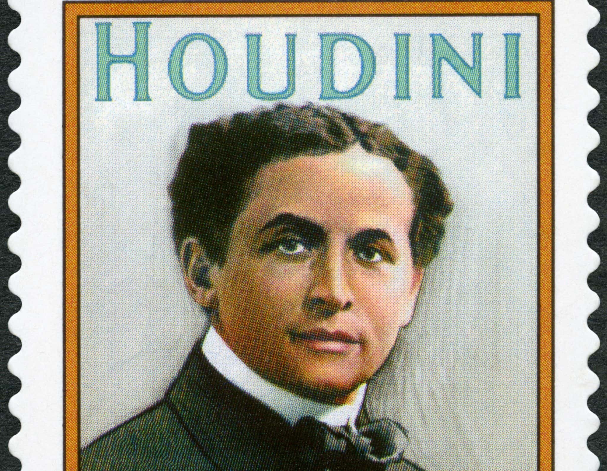 Mystifying Facts About Harry Houdini, The Handcuff King