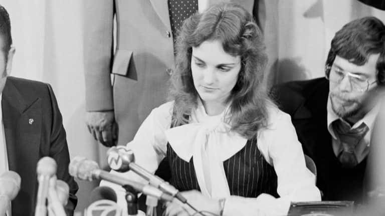 24 Disturbing Facts About The Patty Hearst Kidnapping
